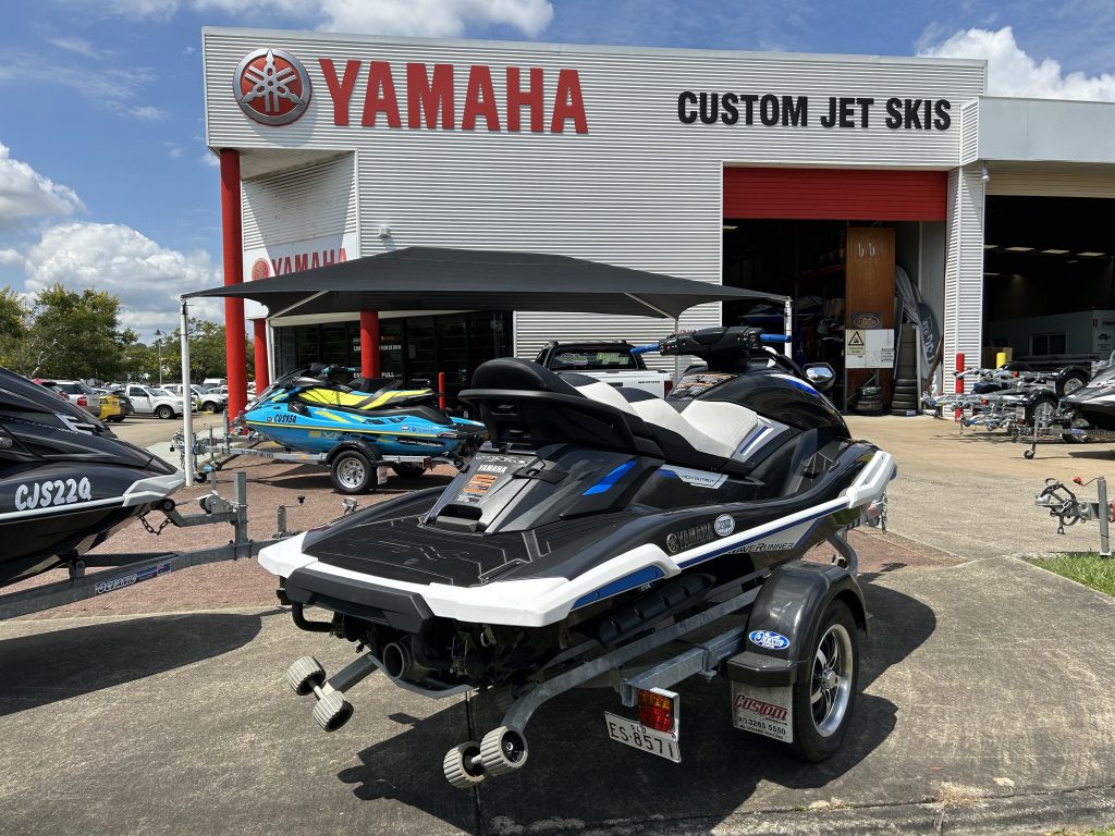 FX HO Cruiser 2019 | Custom Jet Skis